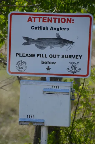 angler_survey_sign.jpg | Oklahoma Department of Wildlife Conservation